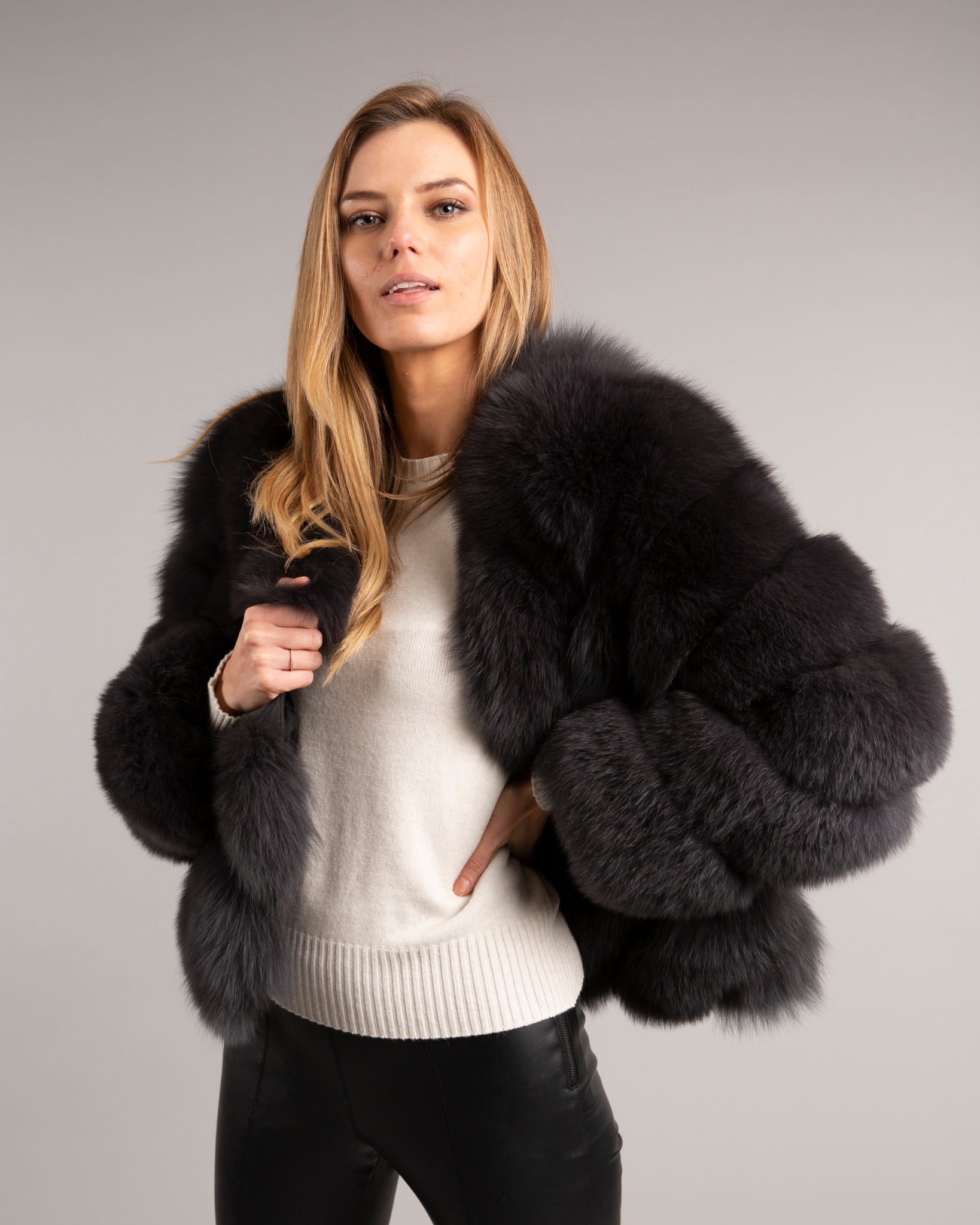 Knightsbridge Shearling Leather Jacket – Luxurious Outerwear