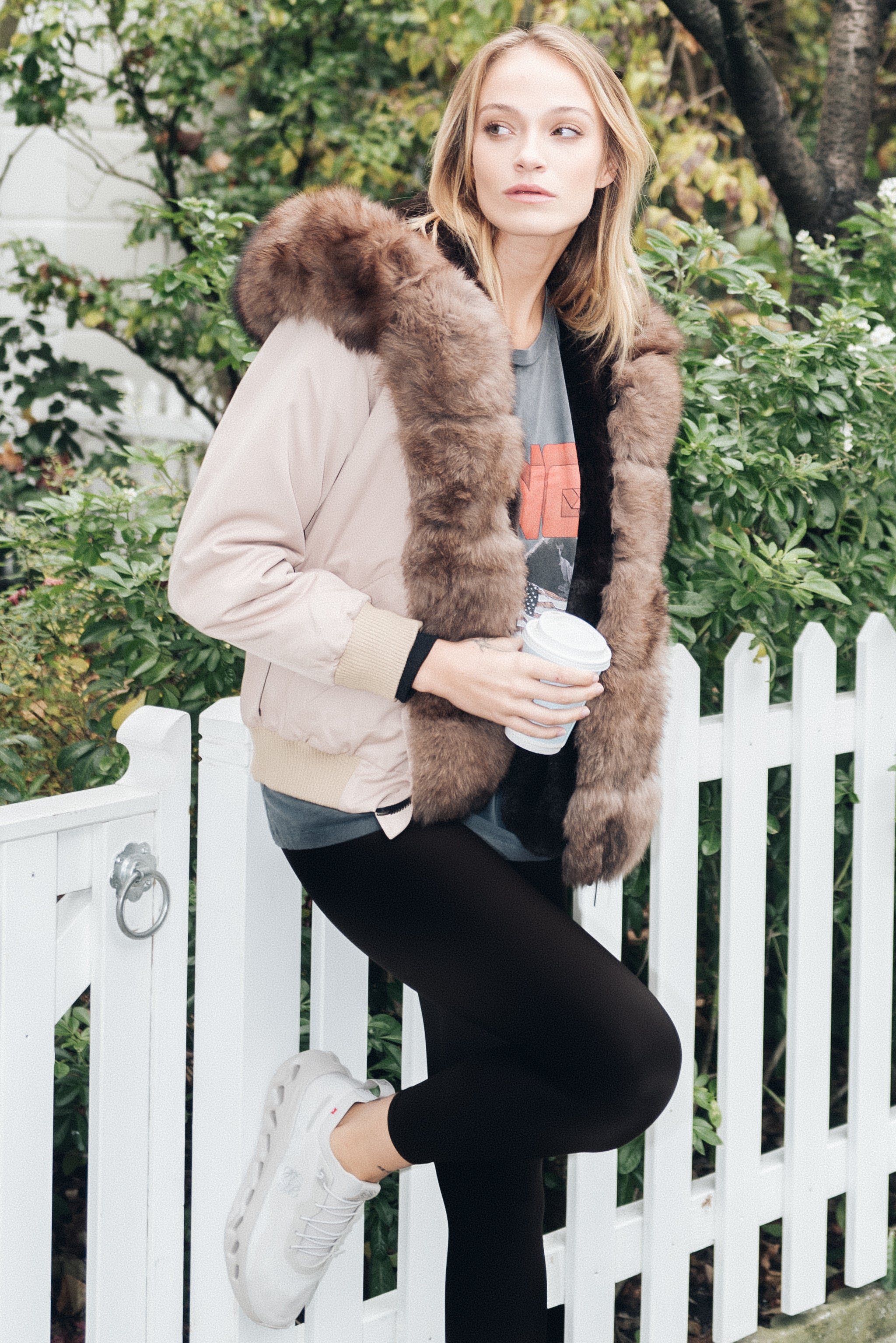 St Anton Lux Bomber – Stylish & Cozy Outerwear